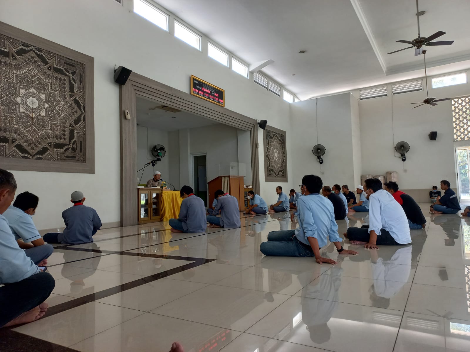 Kajian Dhuhur Spesial Ramadhan PT. UTPE